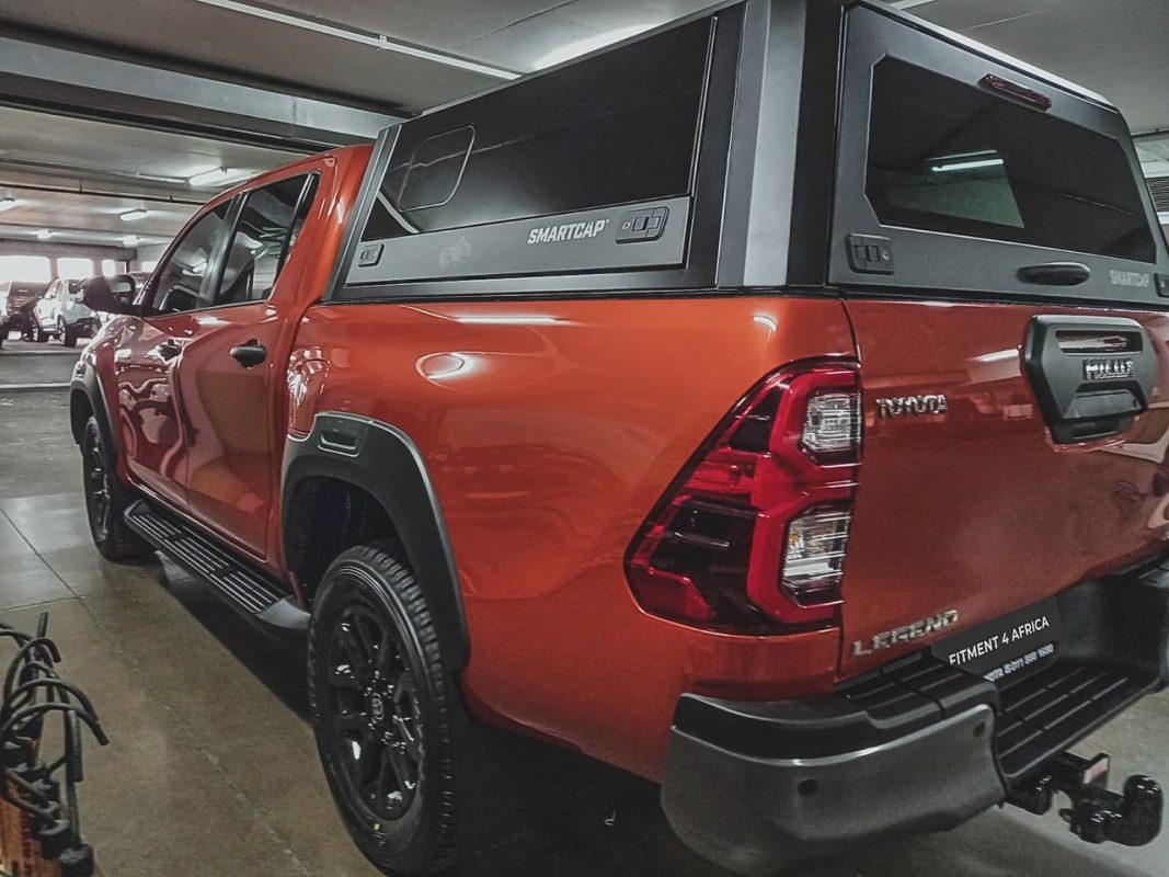 Toyota Hilux Double Cab (2016+) RSI SmartCap Matt Black EVO Sport Canopy
