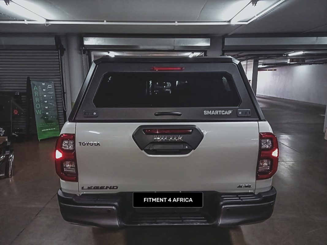 Toyota Hilux Double Cab (2016+) RSI SmartCap Matt Black EVO Sport Canopy